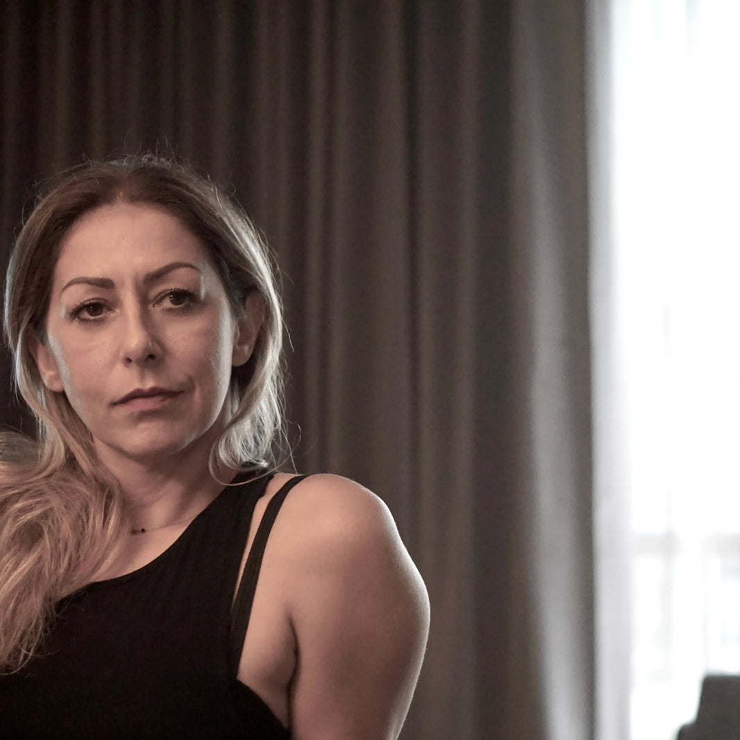 Theodora Martinou: Exploring Artistic Expression – IrregularLines